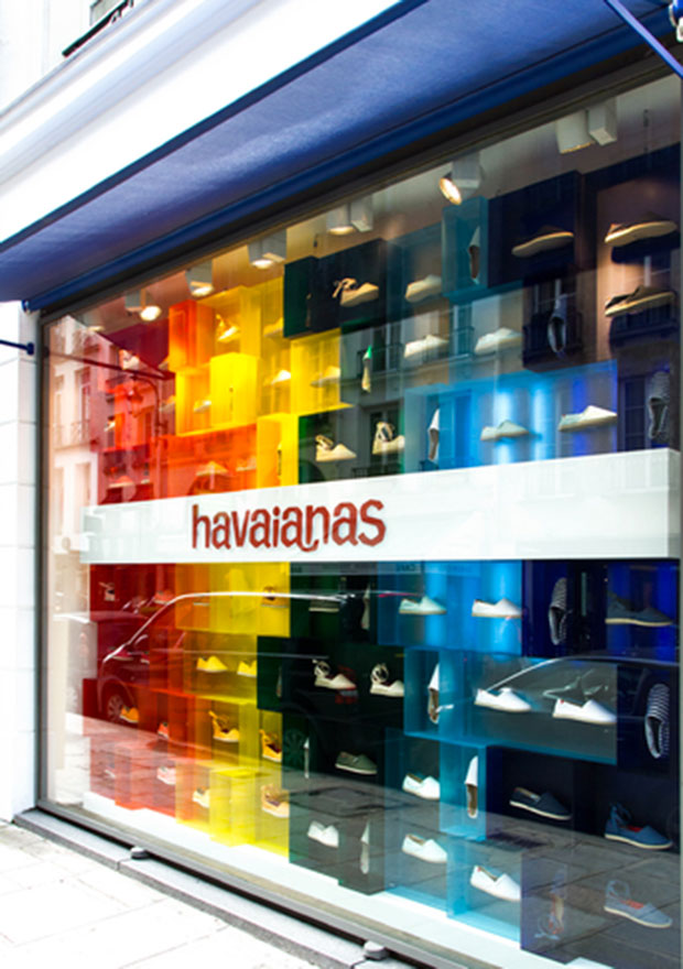 #visualmerchandising #escaparates @coletteparis @havaianas - Vishop ...